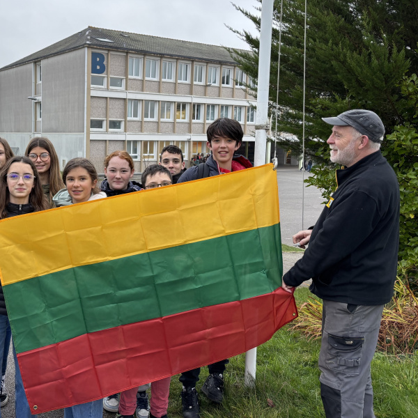 Partis à la rencontre de collégiens lituaniens - Collège ALAIN